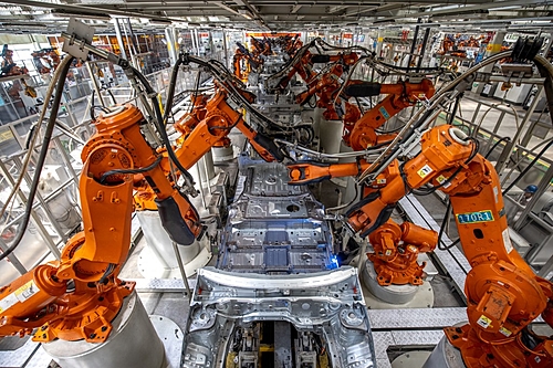 Automakers decide to reduce production in Brazil, despite | Geral