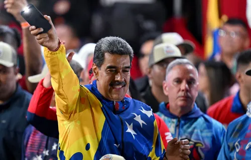 Maduro celebrates victory and responds to the opposition: | Geral